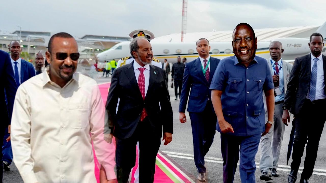 DEG DEG Xasan sh Gelle & Ruto oo Safka Hore ka galay Xarigjarka, Masar ...