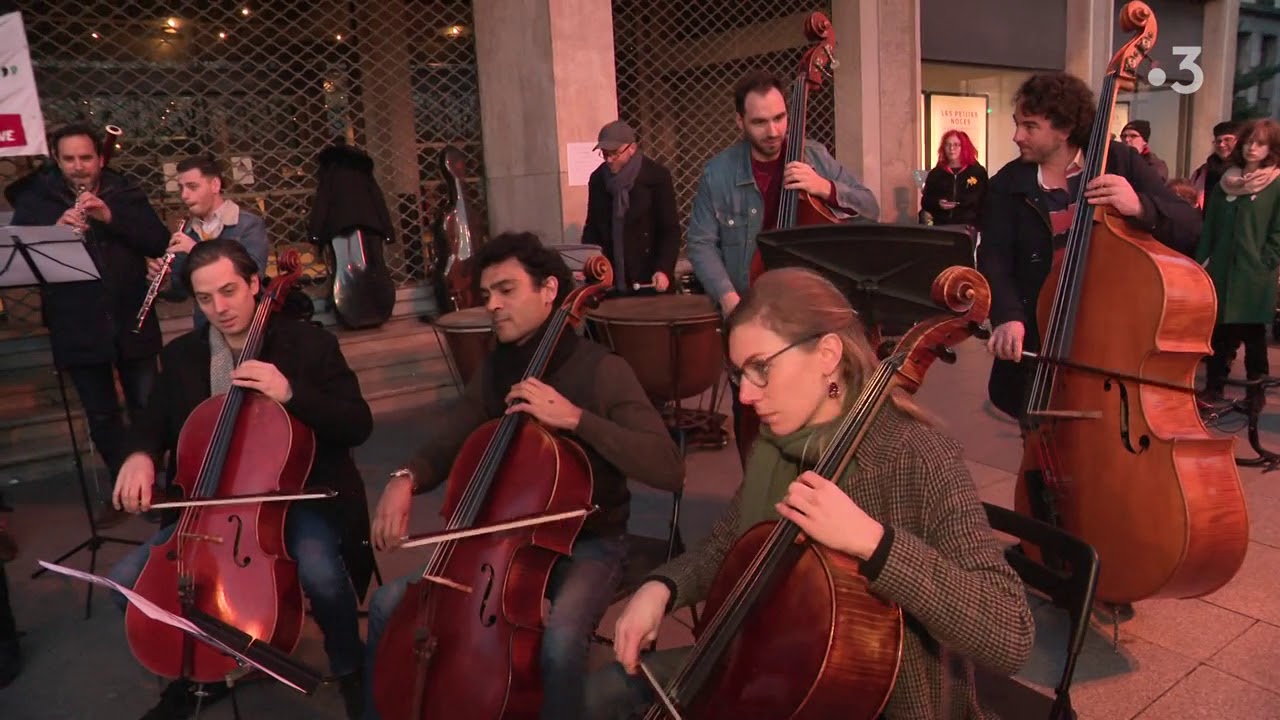Musique gratuite sur le parvis de l'opéra de Rouen - YouTube