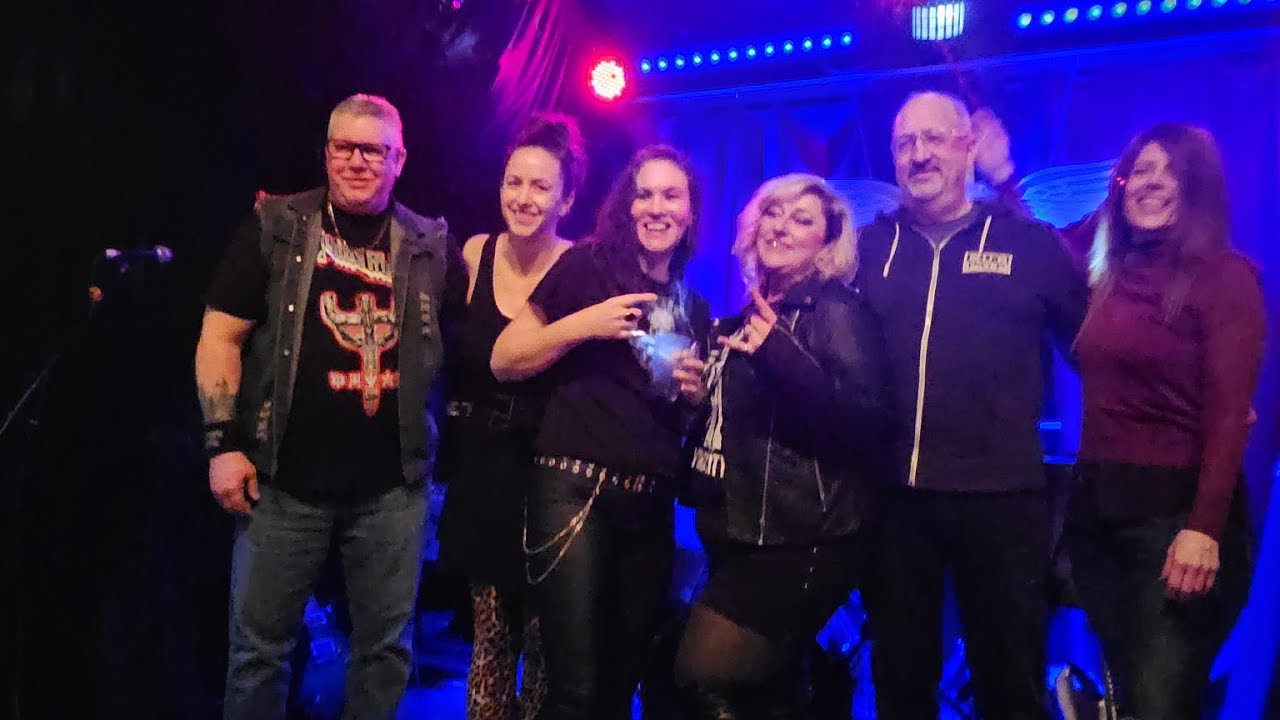 Hanging on the Telephone ☎️- Rock Roulette band (Blondie tribute) - YouTube