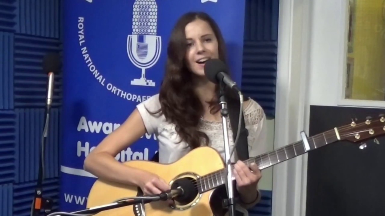 Zoe Wren - Ring in Your Pocket (live on Alpha Sessions) - YouTube