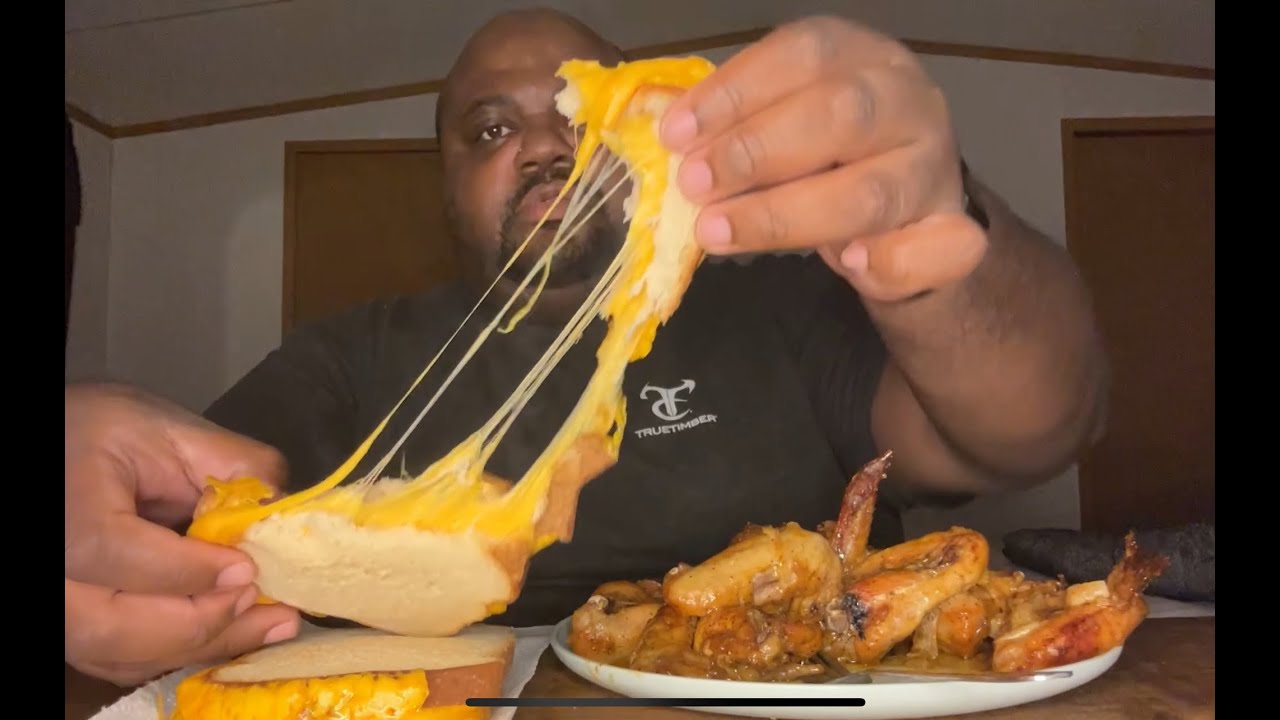 Baked Chicken Wings With Grilled Cheese - YouTube