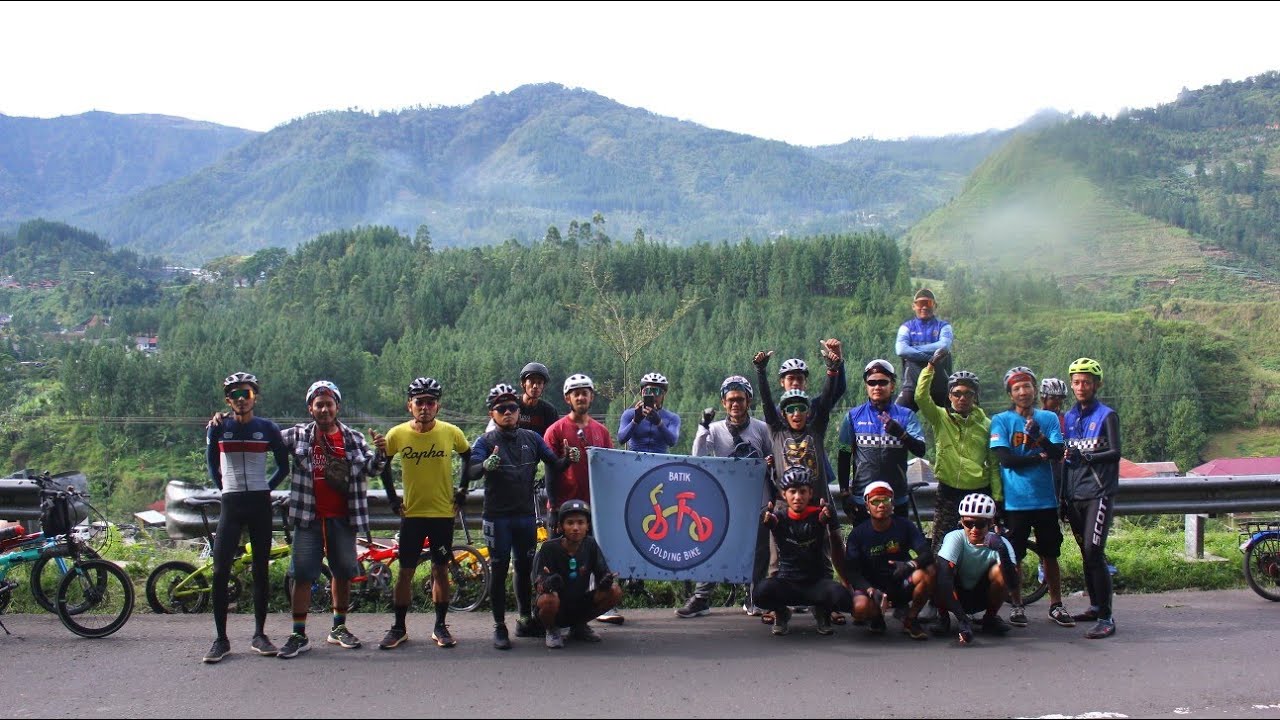 BATIK Folding Bike Uphill Guci - YouTube