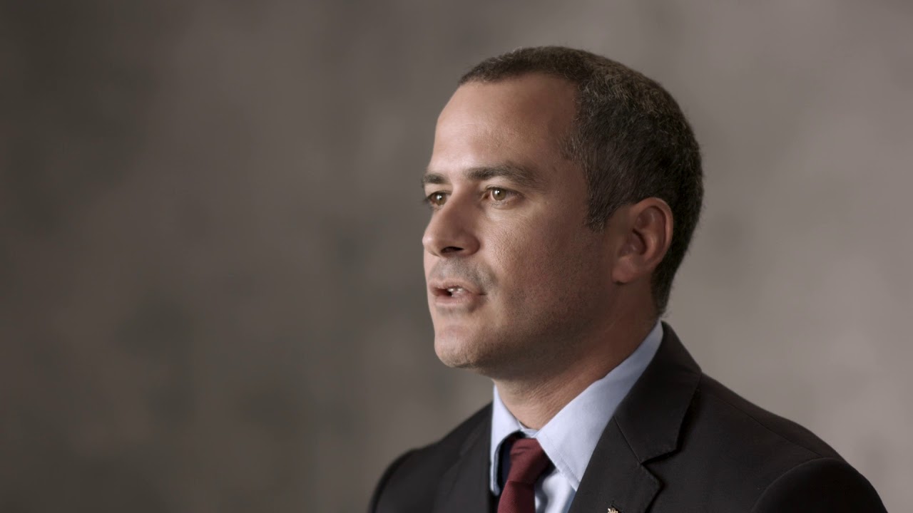 Dr. Juan Carlos Suarez (Spanish) - YouTube