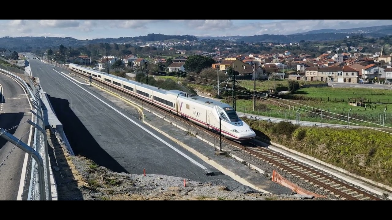Ave S112 destino Ourense por zona limitada a 30km (Seixalvo) - YouTube