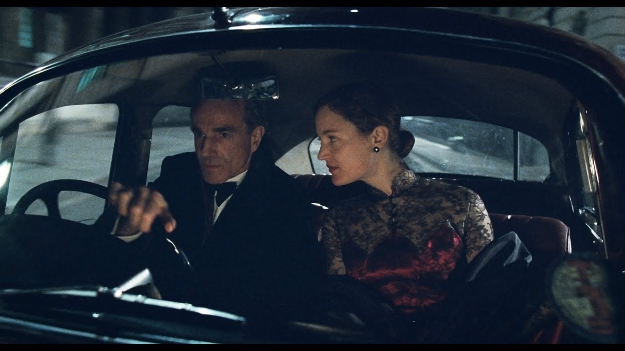 PHANTOM THREAD - Tickets on Sale Now - In Select Theaters Christmas ...