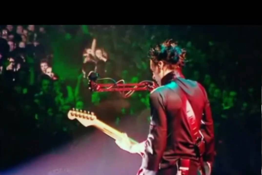 Muse - Sunburn live @ hullabaloo HD - YouTube