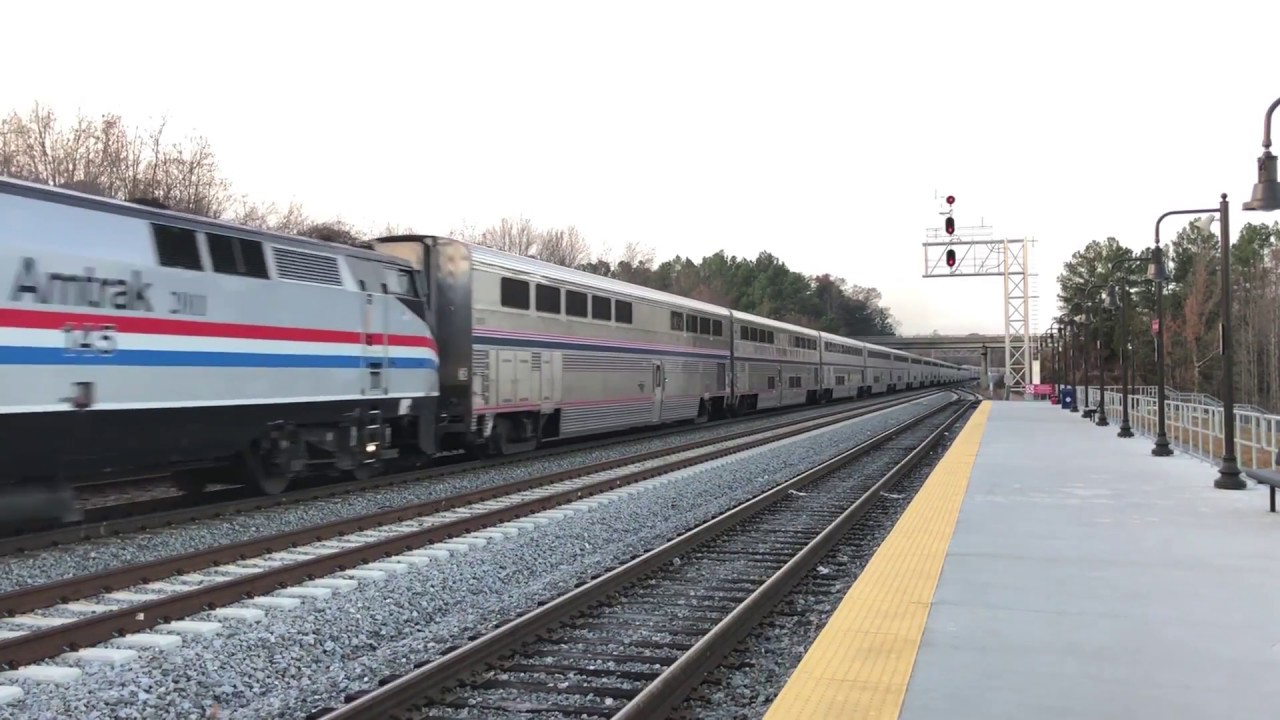 Amtrak's Auto Train at Crossroads - YouTube