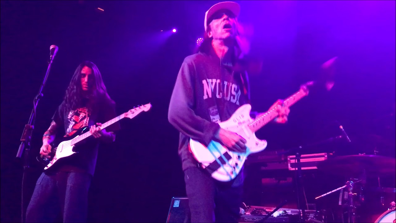 DIIV Live In Vancouver May 12, 2018 - YouTube