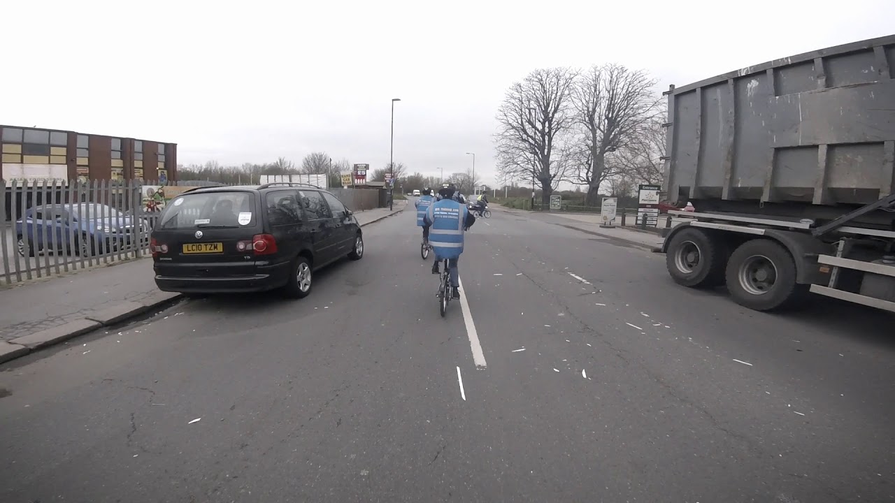 Safe Urban Driving - YouTube