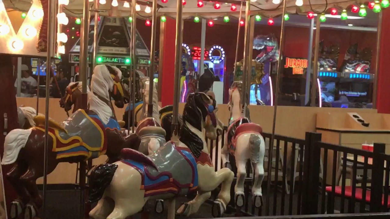 Peter Piper Pizza Phoenix Carousel - YouTube