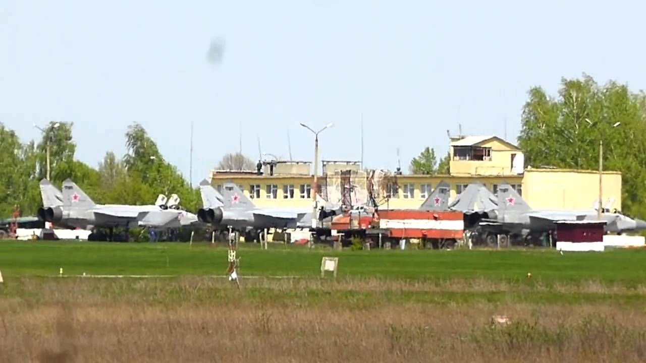 Аэродром Курск-Восточный, UUOK. 9 мая 2015 г. (автор - Александр ...