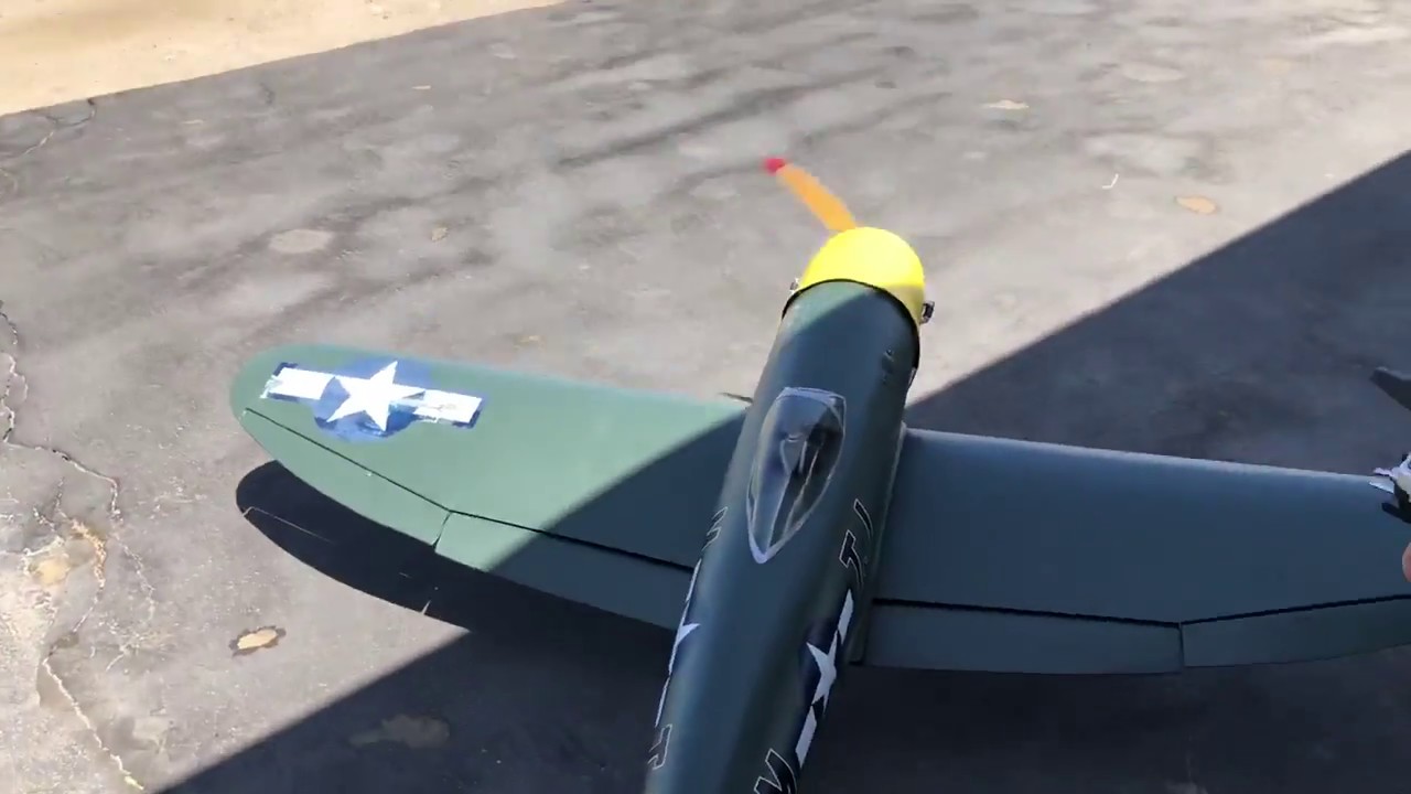 Top Flite GS P-47 @ Hemet Model Masters Simpson Field - YouTube