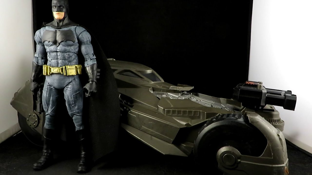 Batman v Superman Epic Strike Batmobile Modified for McFarlane Toys ...