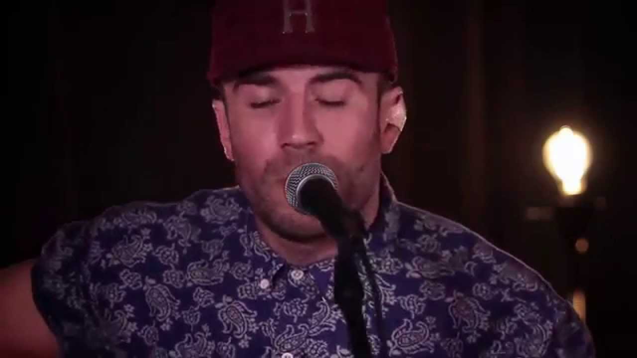 Sam Hunt Accoustic Performance Take Your Time - YouTube
