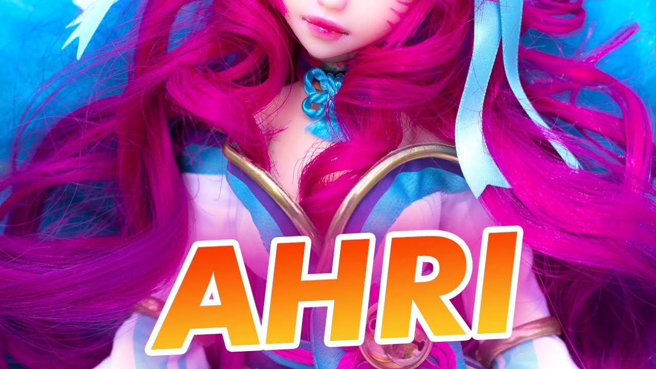 I Made a 9 TAILED FOX | AHRI League of Legends - YouTube