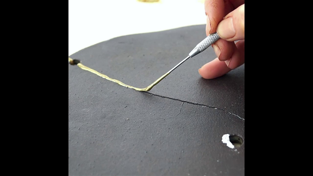 kintsugi gold repair - YouTube