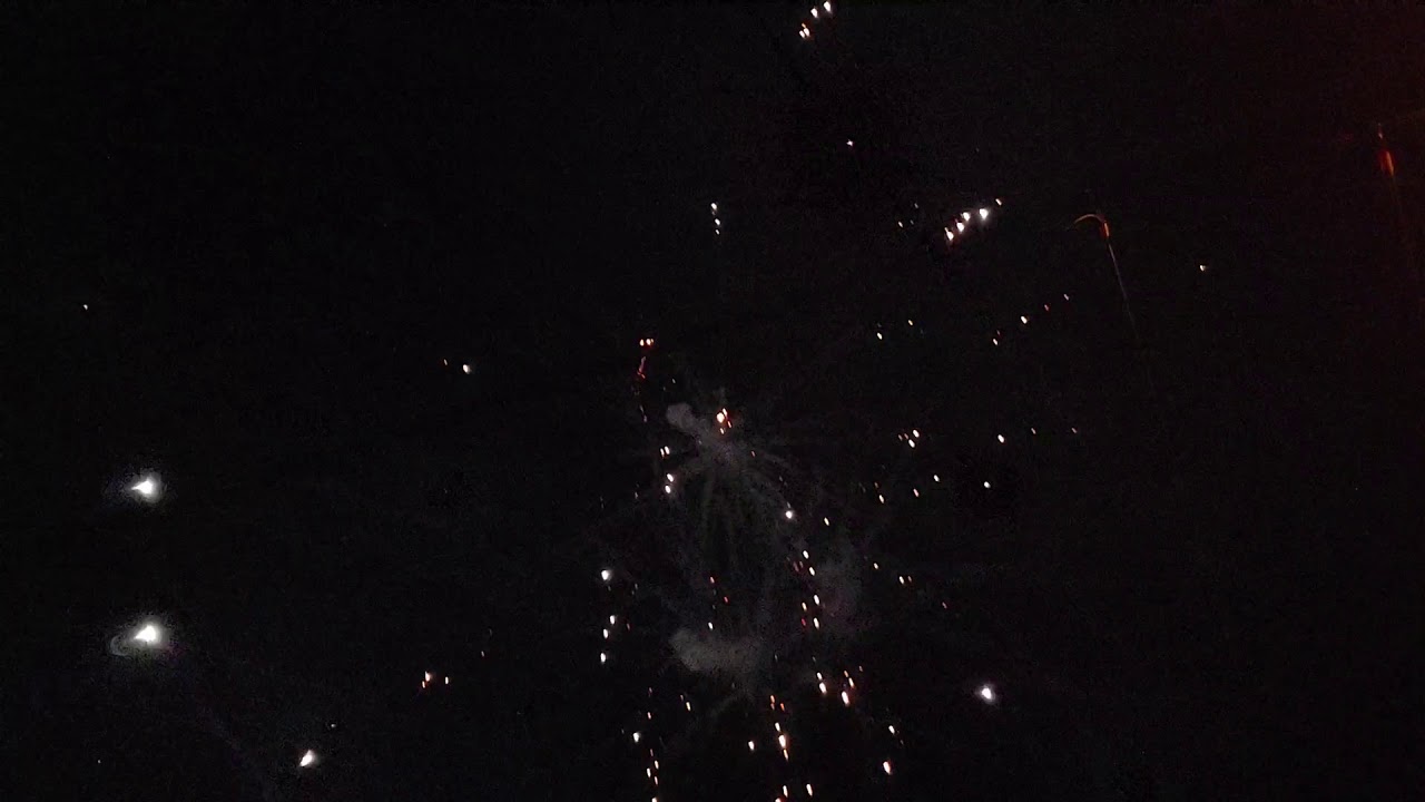 CHINESE NEW YEAR RED DRAGON FIREWORK - YouTube