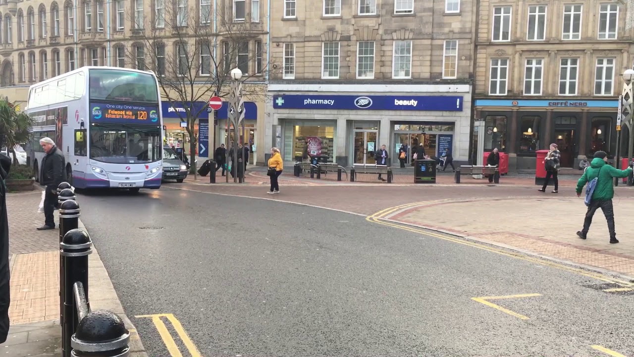 First Bus Sheffield 33868 At Cathedral On 120 From Crystal Peaks To ...