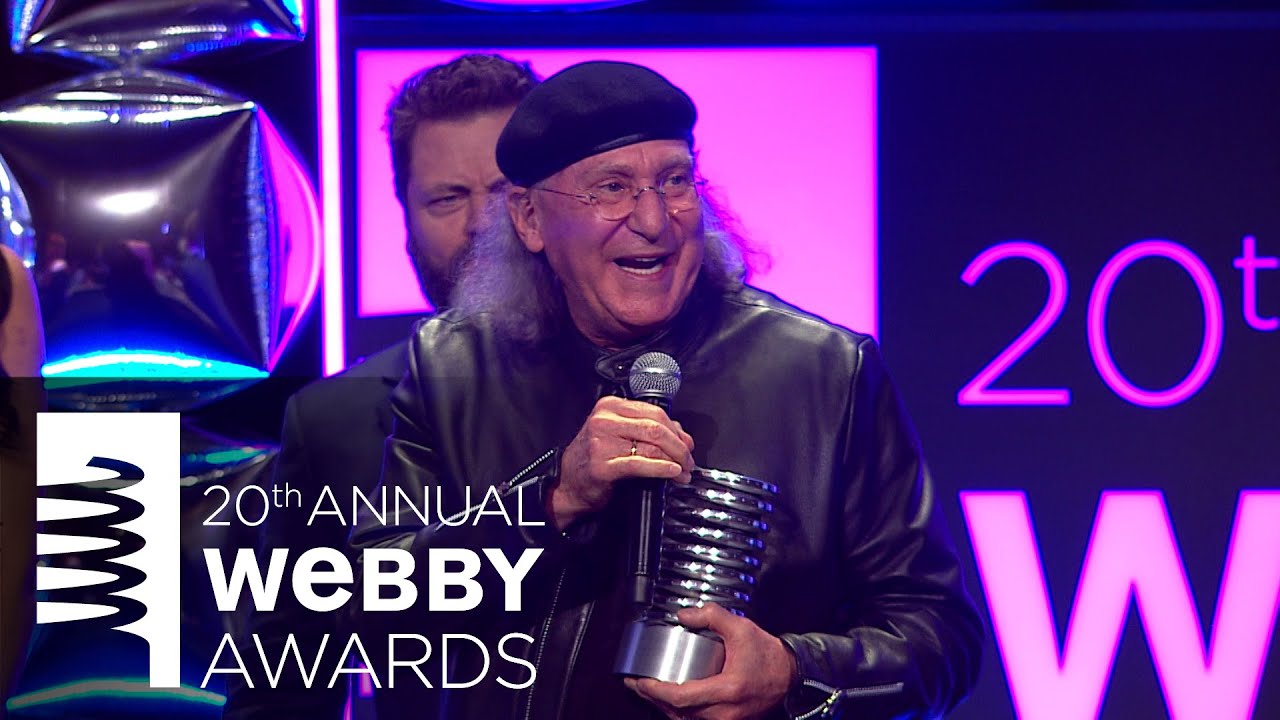 Bob Greenberg's 5-Word Speech at the 20th Annual Webby Awards - YouTube