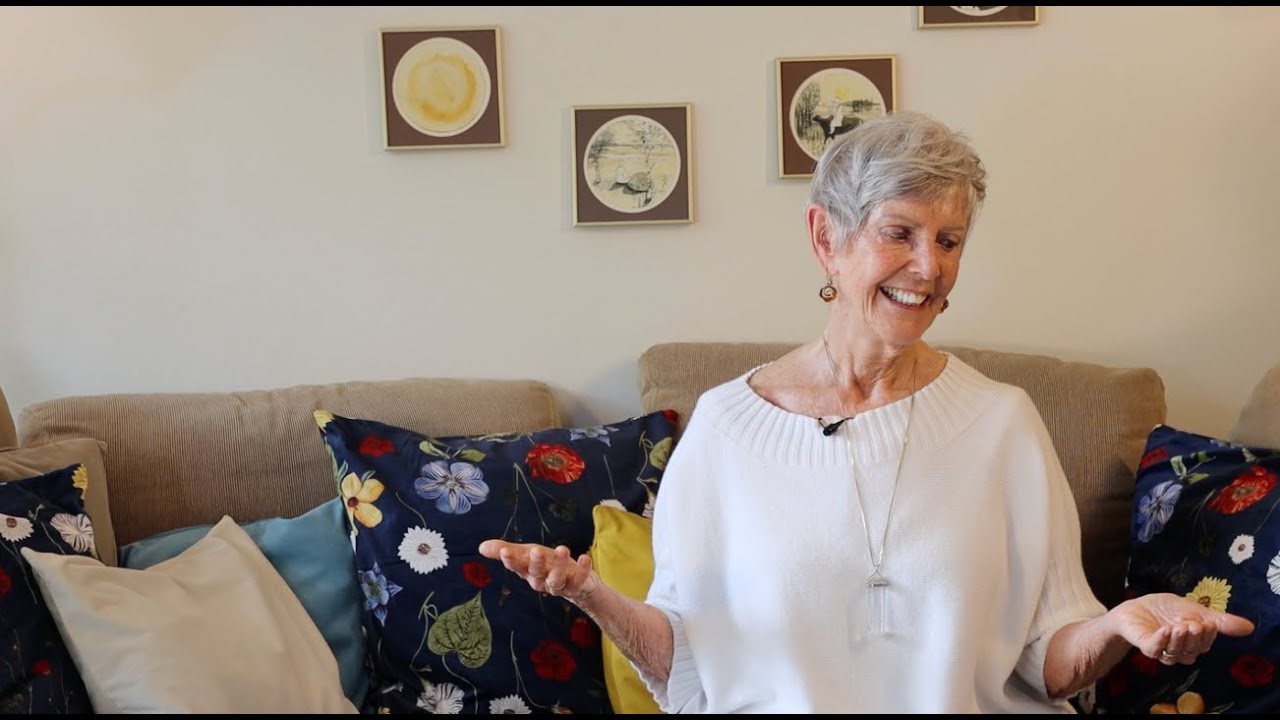 Wat is De Bloem? - Eva Wolf - YouTube