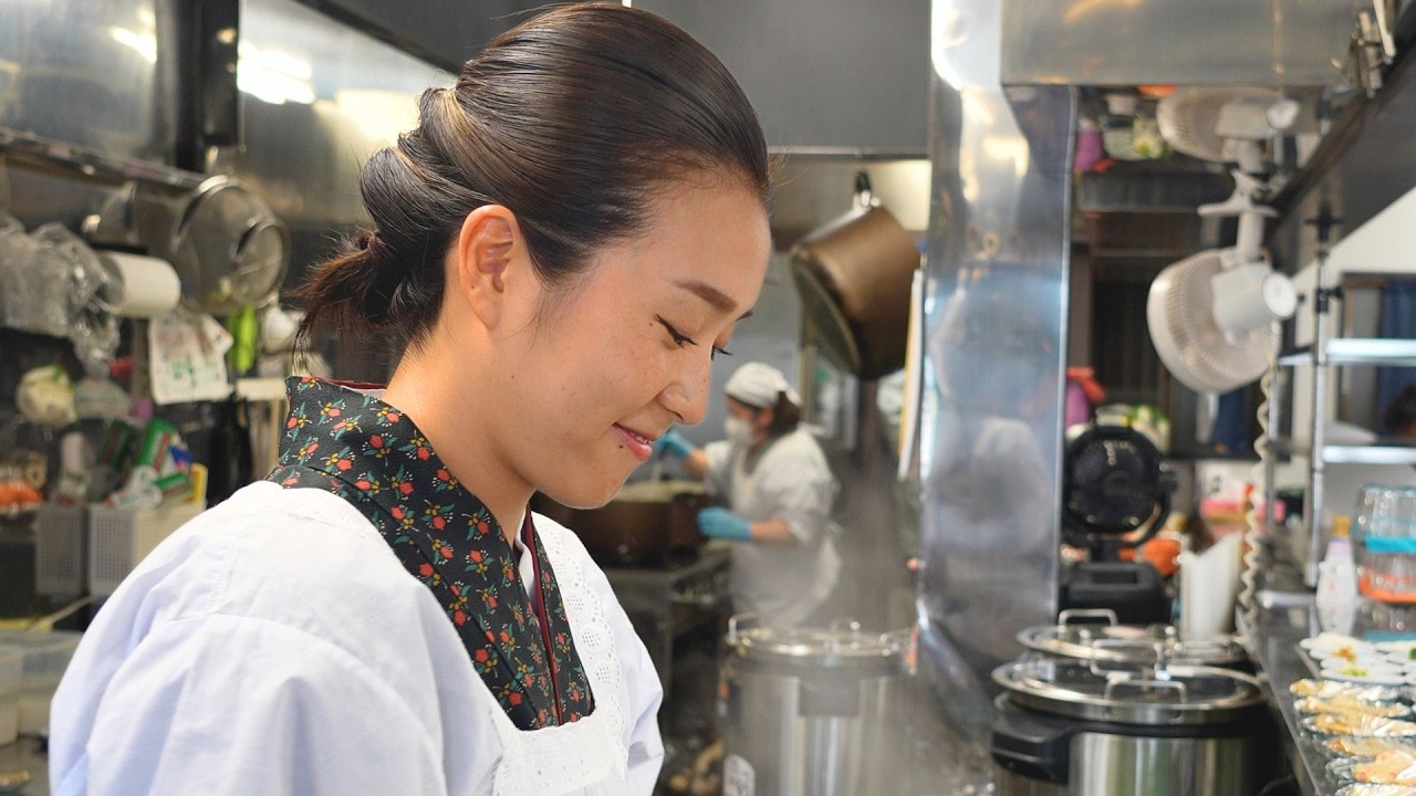 Instantly Sold Out! Inside the Famous Japanese Offal Stew Shop with a ...