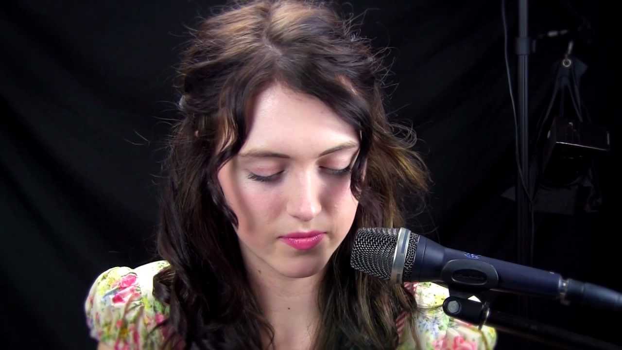 Born to Try Delta Goodrem cover by Alexandra Conway - YouTube