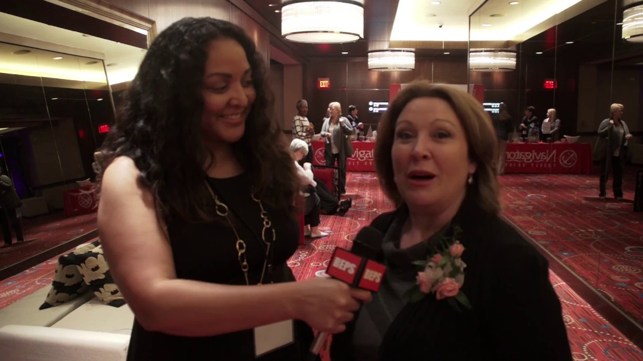 Rhonda Weidner of WLOX wins Woman of Achievement award - YouTube