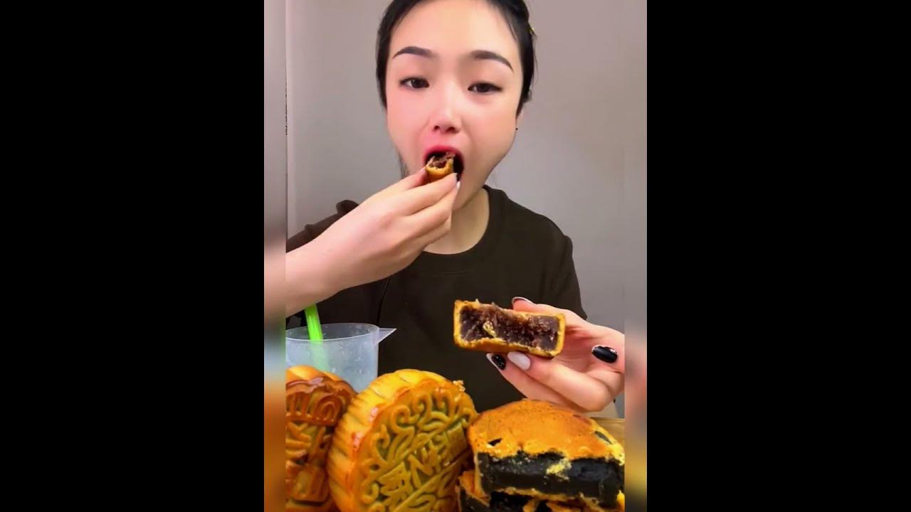 Eat two Snor Sok Phalla Sweet and delicious ASMR yummy yummy - YouTube