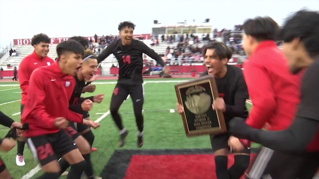 Santa Maria wins CIF-CS D2 boys soccer title - YouTube