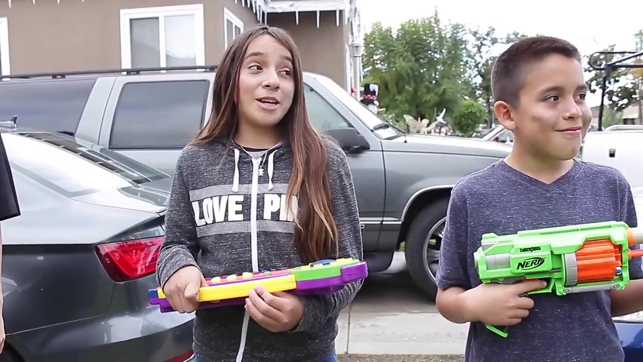 SUPEReeeGO! You Know You're Mexican If.. (PART 8) Christmas Edition ...