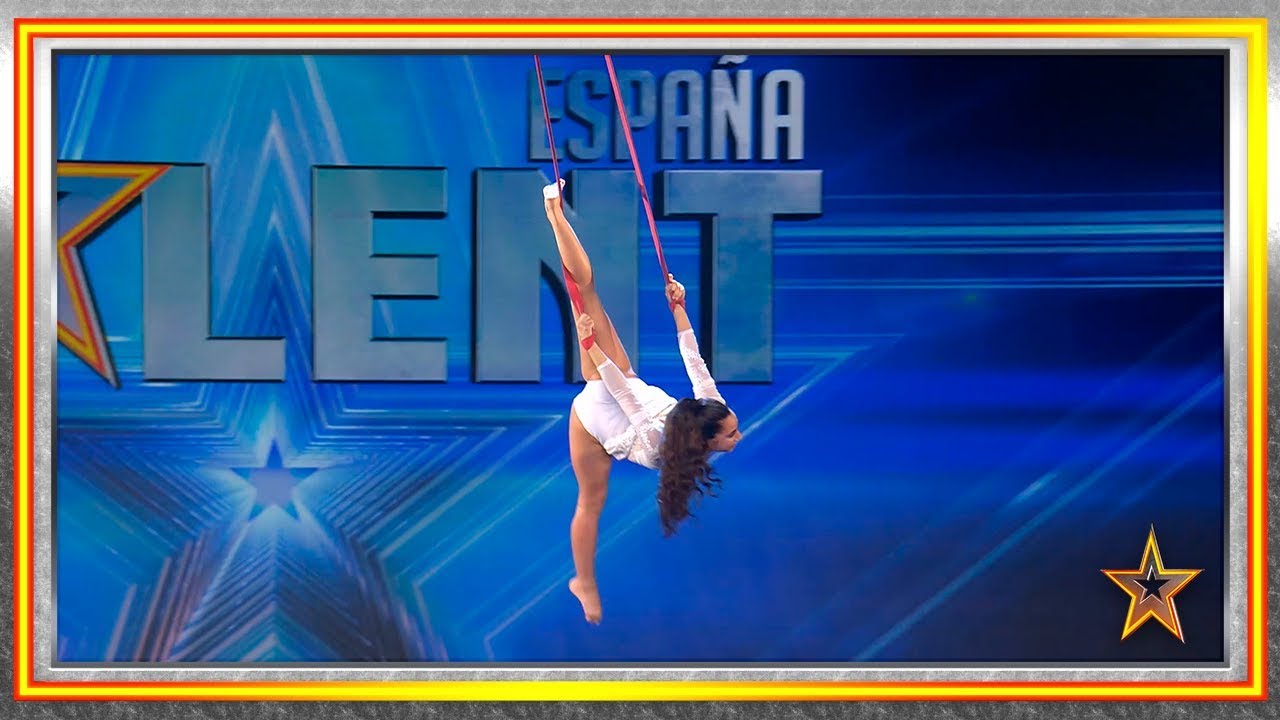 Naiara invita a Eva a volar por los aires con sus telas | Audiciones 4 ...