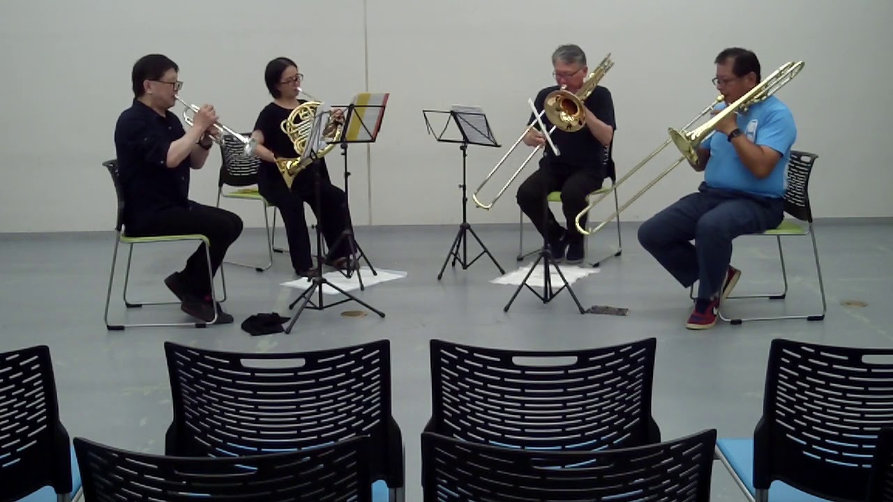 SUSATO THREE DANCES Ⅲ Pavane [Si per souffrir] （スザート：3つの舞曲 Ⅲ） - YouTube