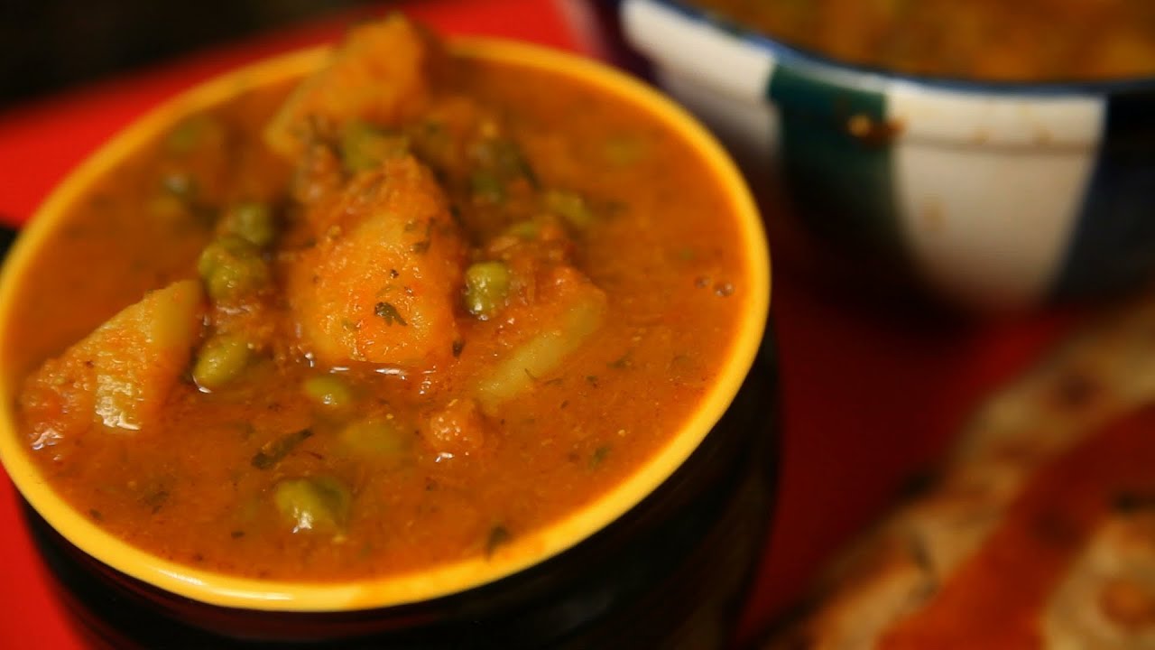 Choliya Aloo Gravy (Split Pea And Potato Gravy) By Seema - YouTube