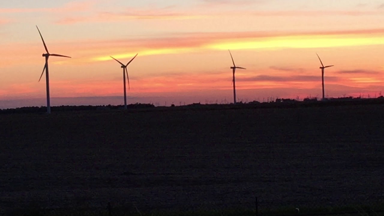Wind Power Turbines South of Chicago - YouTube