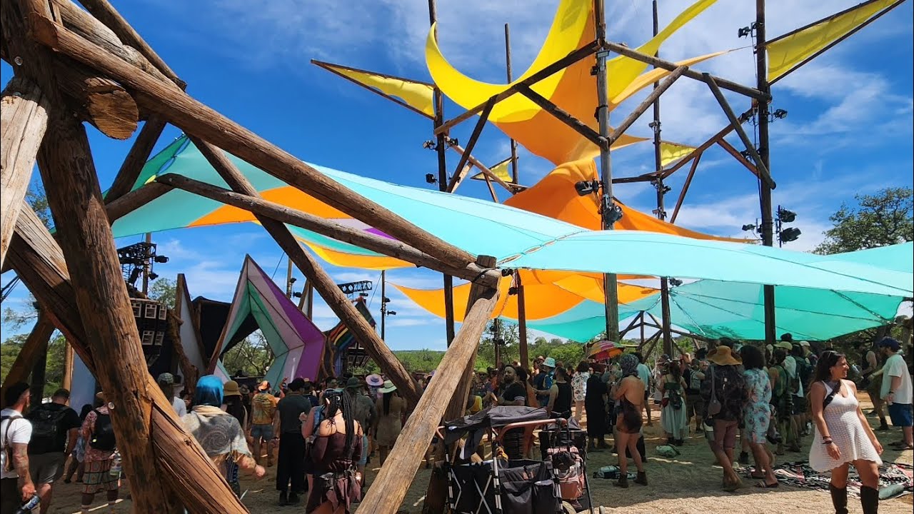 Clips from Texas Eclipse Festival 2024 - YouTube
