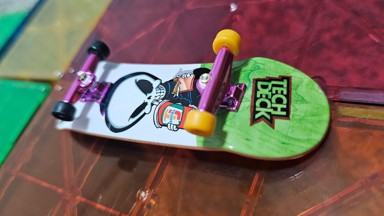 Tech Deck Skatepark with Magna-Tiles - YouTube