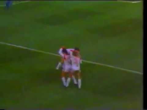 GALATASARAYDAN TARİHİ GERİ DÖNÜŞ GALATASARAY:5 NEUCHATEL XAMAX:0