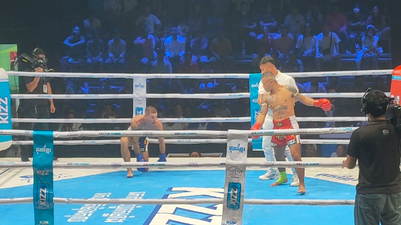 ជង្គងហោះមកទៀតហើយ លោកគ្រូ ភុំ សារ៉ាយ។Long Samnang VS Espanh KunKhmer 26 ...