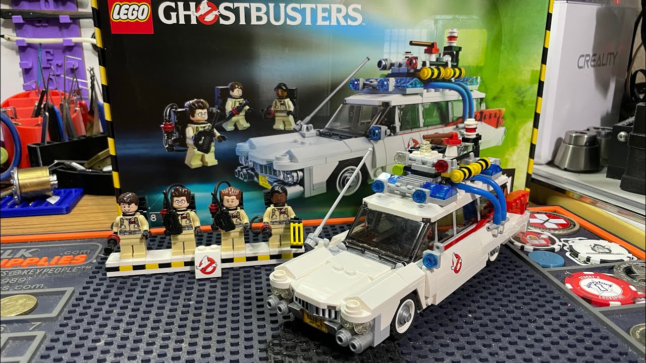 Building the Lego Ghostbusters Ecto 1 Set 21108 - Part 4 - YouTube
