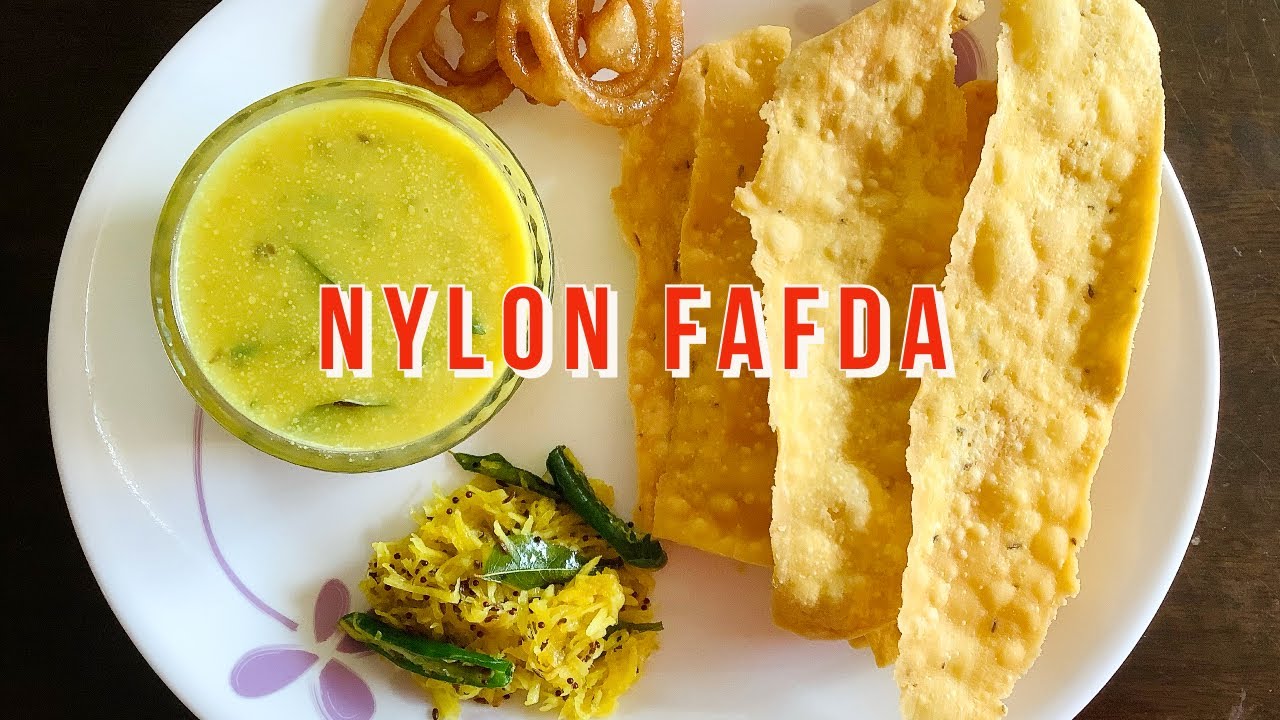 Nylon Fafda | Famous Gujarati Fafda & Raw Papaya and Besan Chutney ...