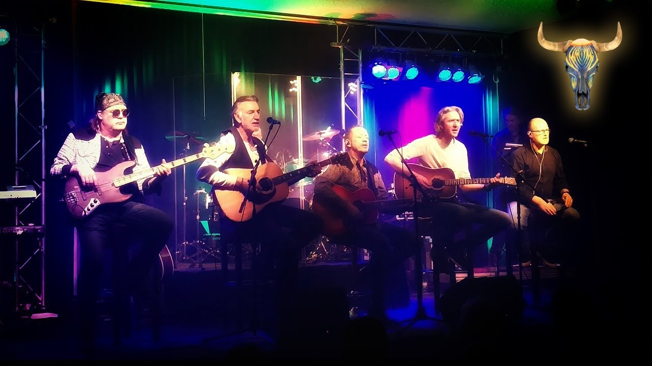 Peaceful Easy Feeling | Acoustic Version - YouTube