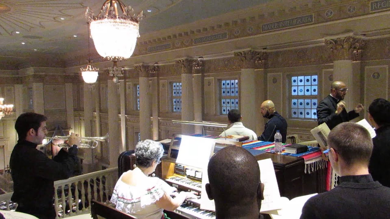 Spanish Choir: Our Lady of Guadalupe - YouTube