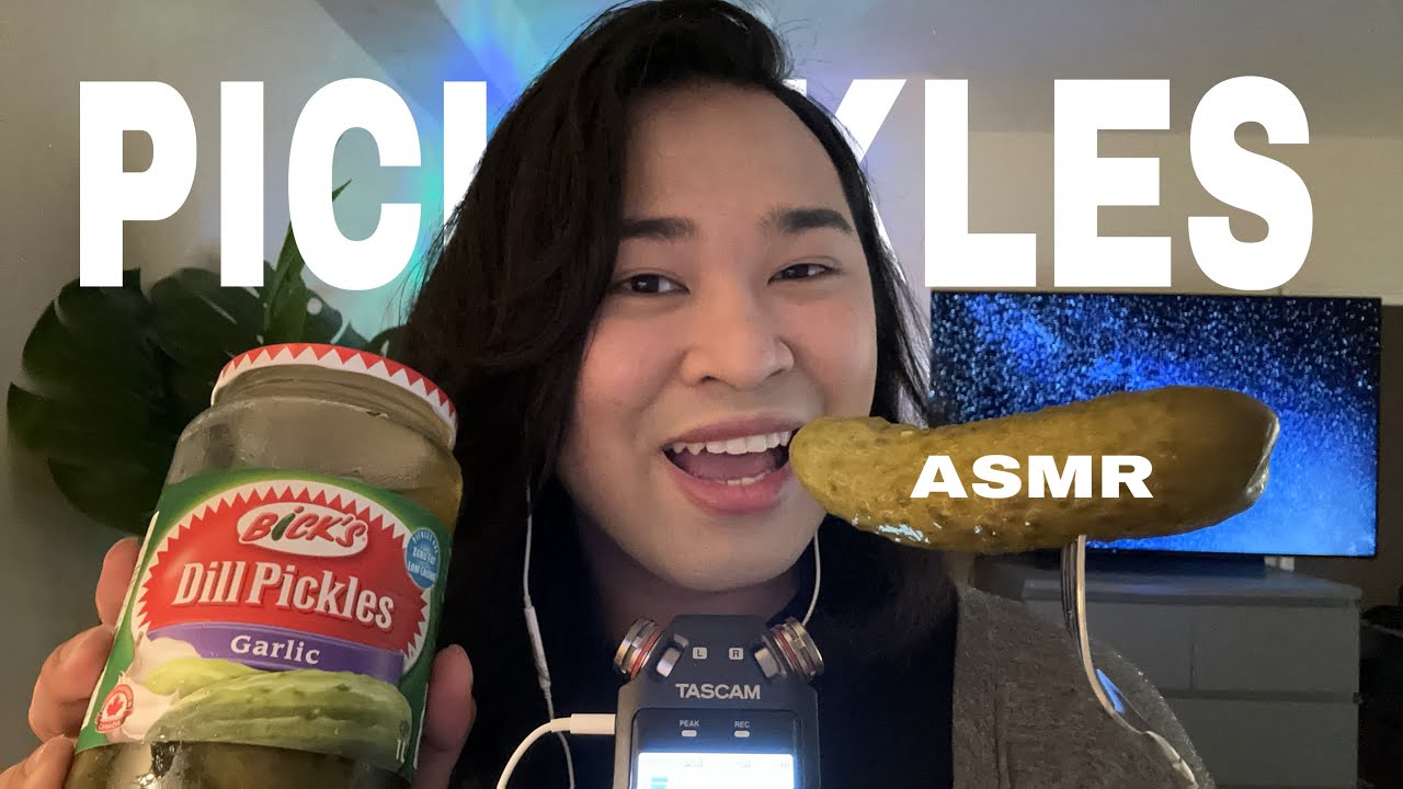 ASMR Pickle Eating 😋🥒🎧| Mukbang, Mouth Sound, Crunch | - YouTube