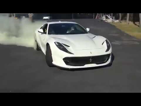 Ferrari 812 super-fast red! - YouTube