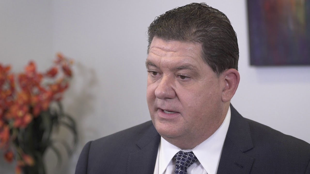 Dr. Mattern Discusses The Early Signs Of Gum Disease - YouTube