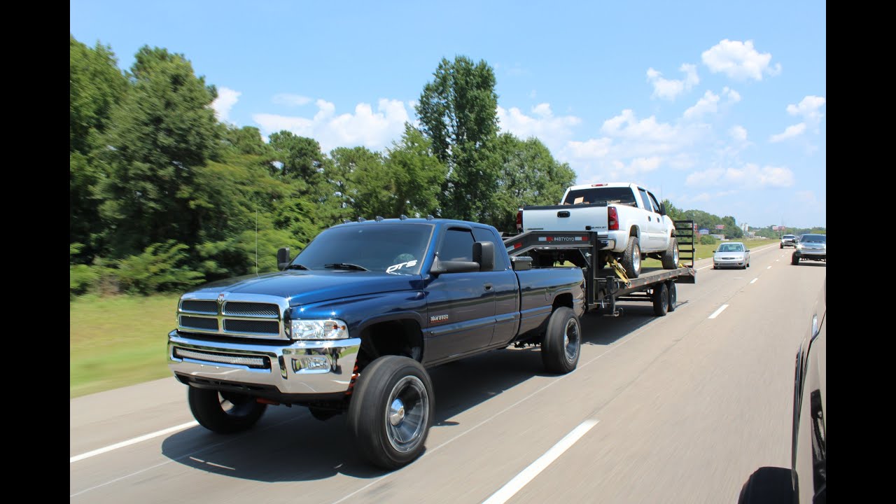 Georgia Backwoods Mafia Convoy To Alabama truck meet 2016 - YouTube