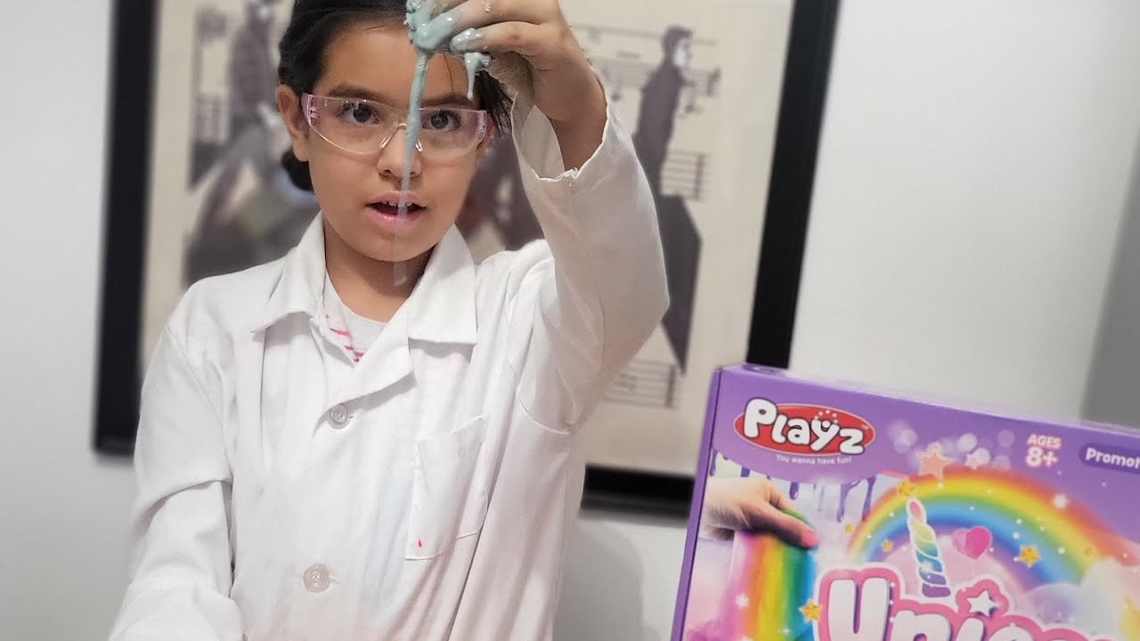 Science experiments from Playz Unicorn Science Kit - Flourescent Magic ...