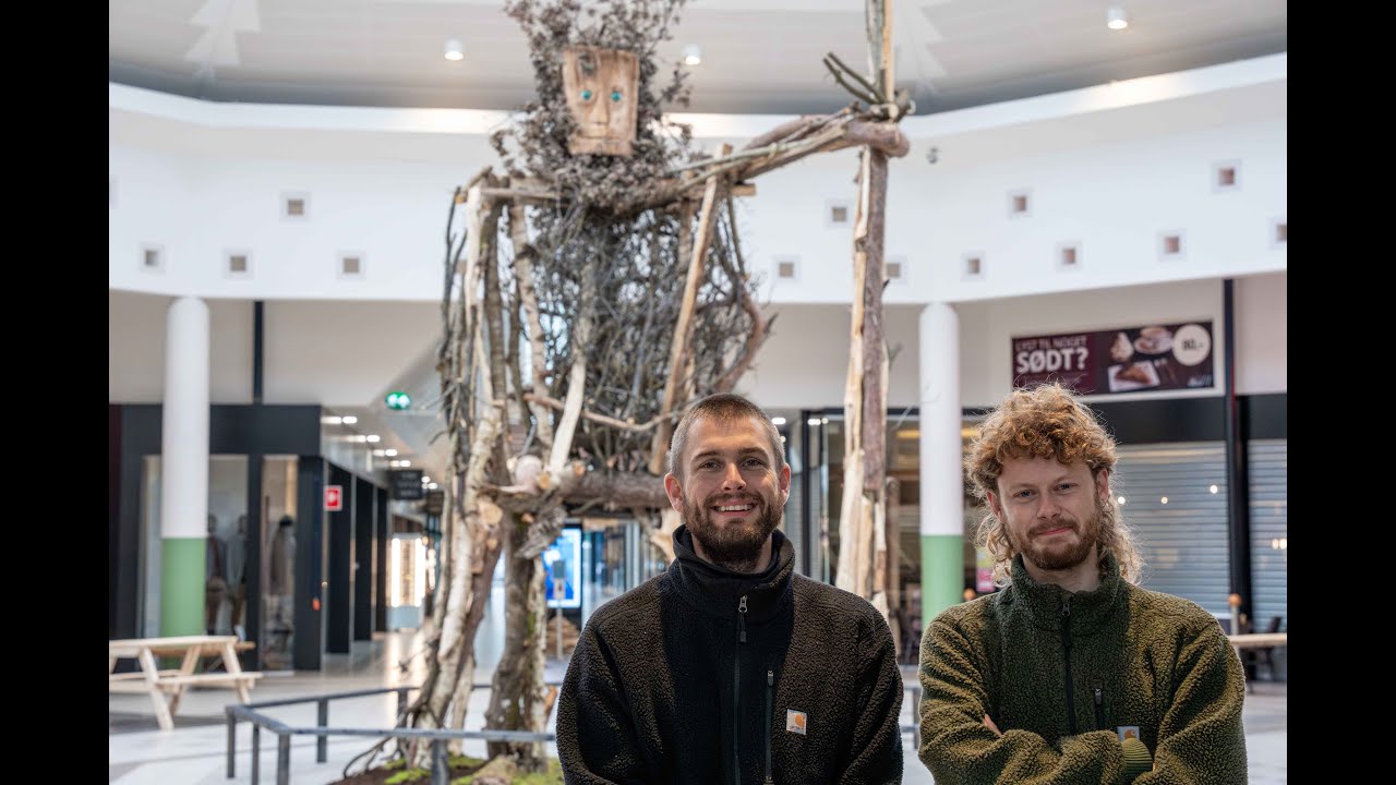 Skovens Vogter i Aalborg Storcenter - YouTube
