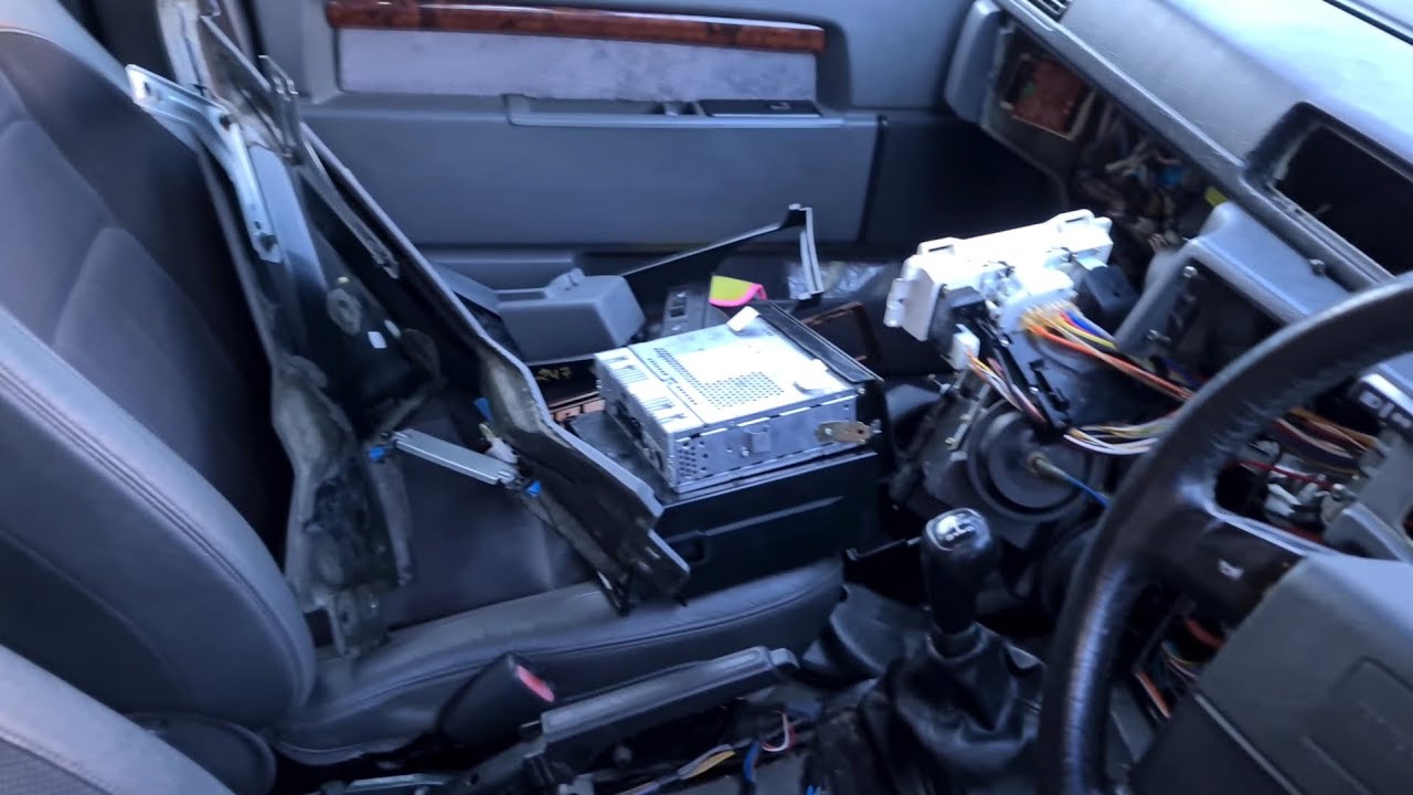 Project Turbo Brick Ep2 ( Volvo 940 Heater Matrix Removal ) - YouTube