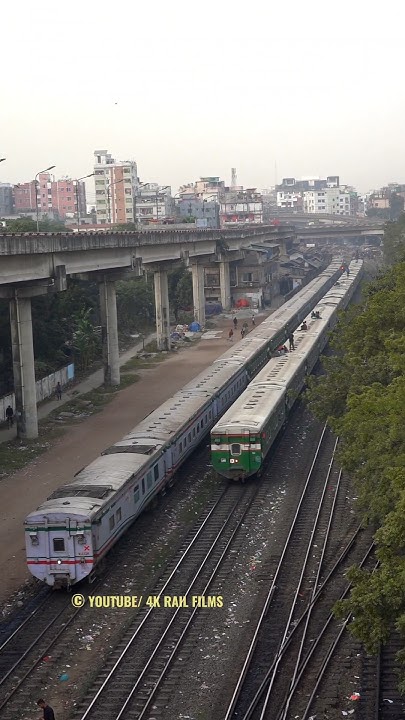 Kalni Express train departing Dhaka - YouTube